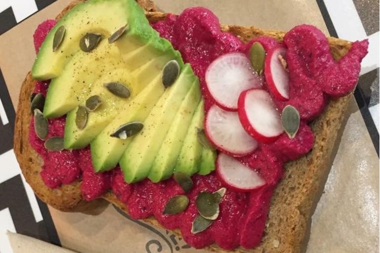 1 pane in cassetta integrale o pancarrè a fette spesse circa 2 cm